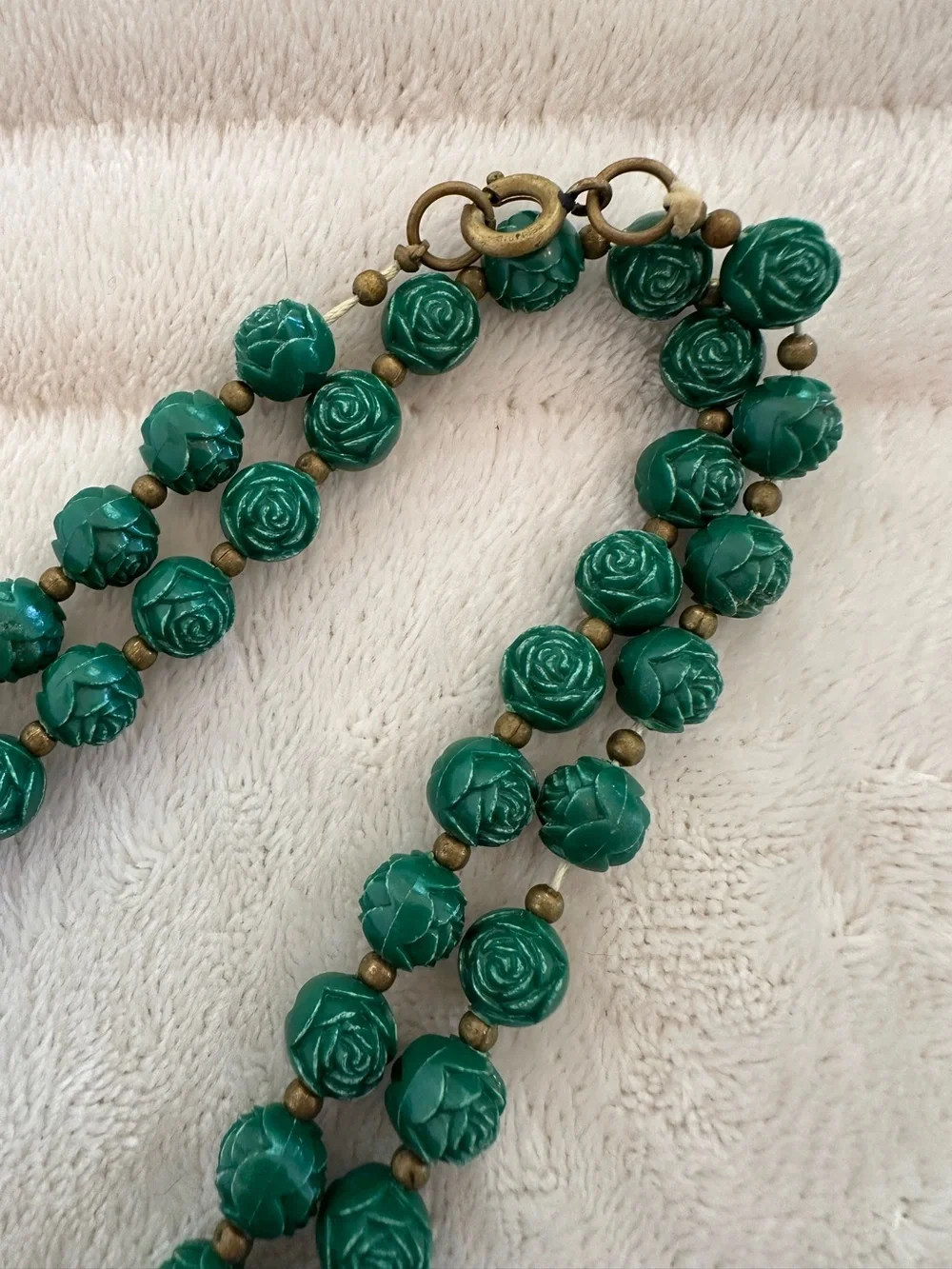 Jewelry | Vintage Green Resin Carved Rose Bead Necklace | Poshmark